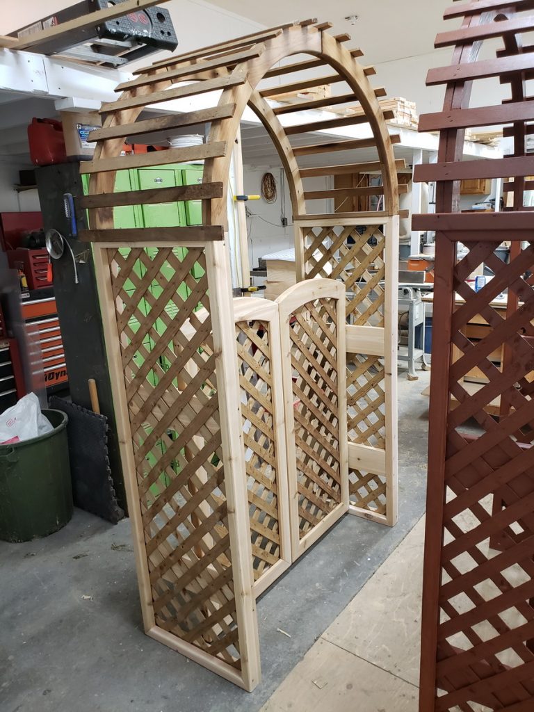 Porte d'arche en cèdre pour l'extérieur - Fabrication G.D. enr.
